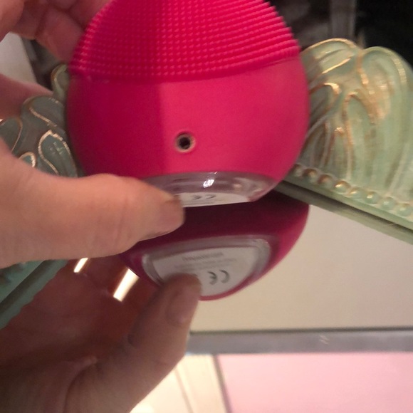 FOREO | Makeup | Foreo Luna Deluxe Face Cleansing Tool | Poshmark